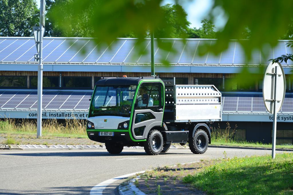 ET-LANDER: Mini camionnette électrique utilitaire tout terrain ETESIA
