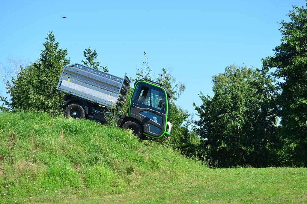 ET-LANDER: Mini camionnette électrique utilitaire tout terrain ETESIA