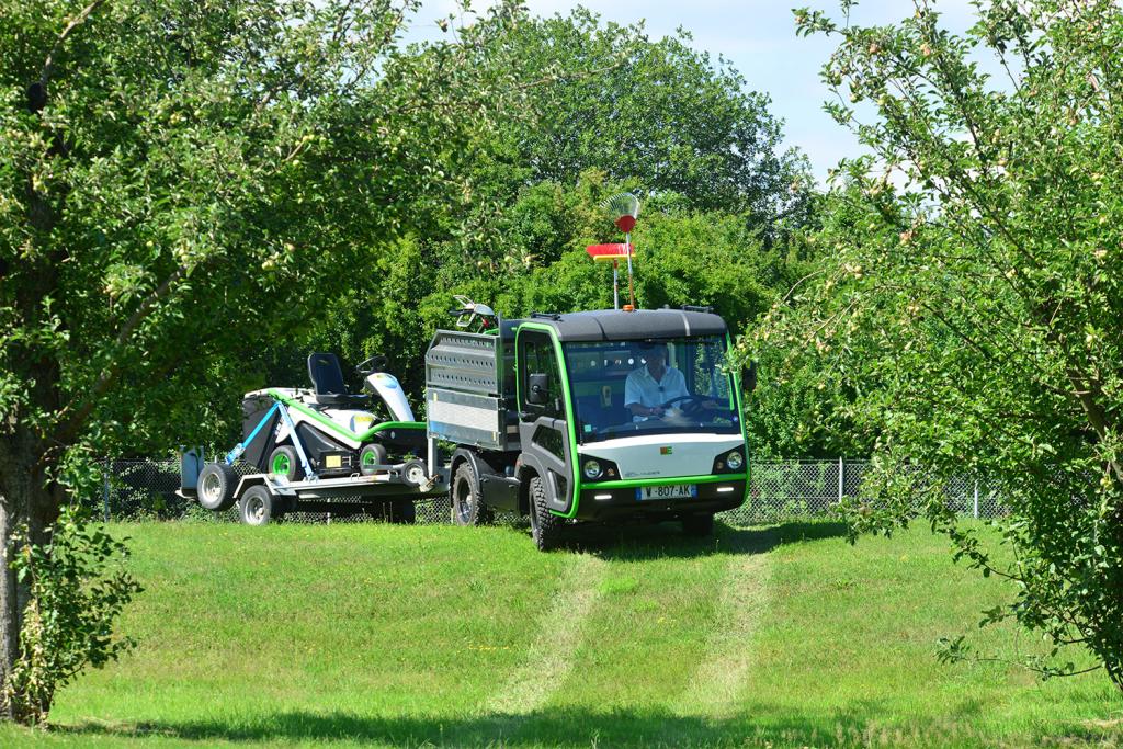ET-LANDER: Mini camionnette électrique utilitaire tout terrain ETESIA